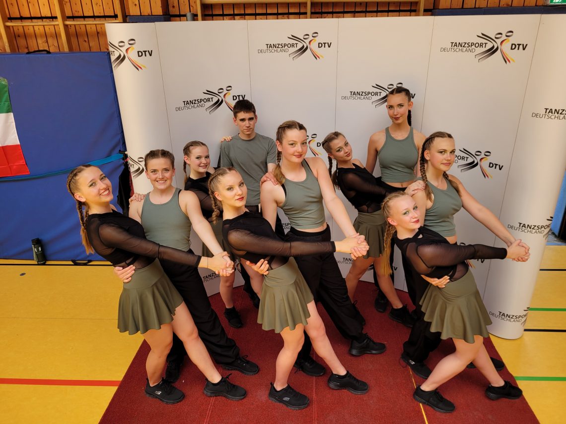 Silbermedaille für das Gymnasium Schrobenhausen beim Bundesfinale Tanz der Schulen | Gymnasium ...